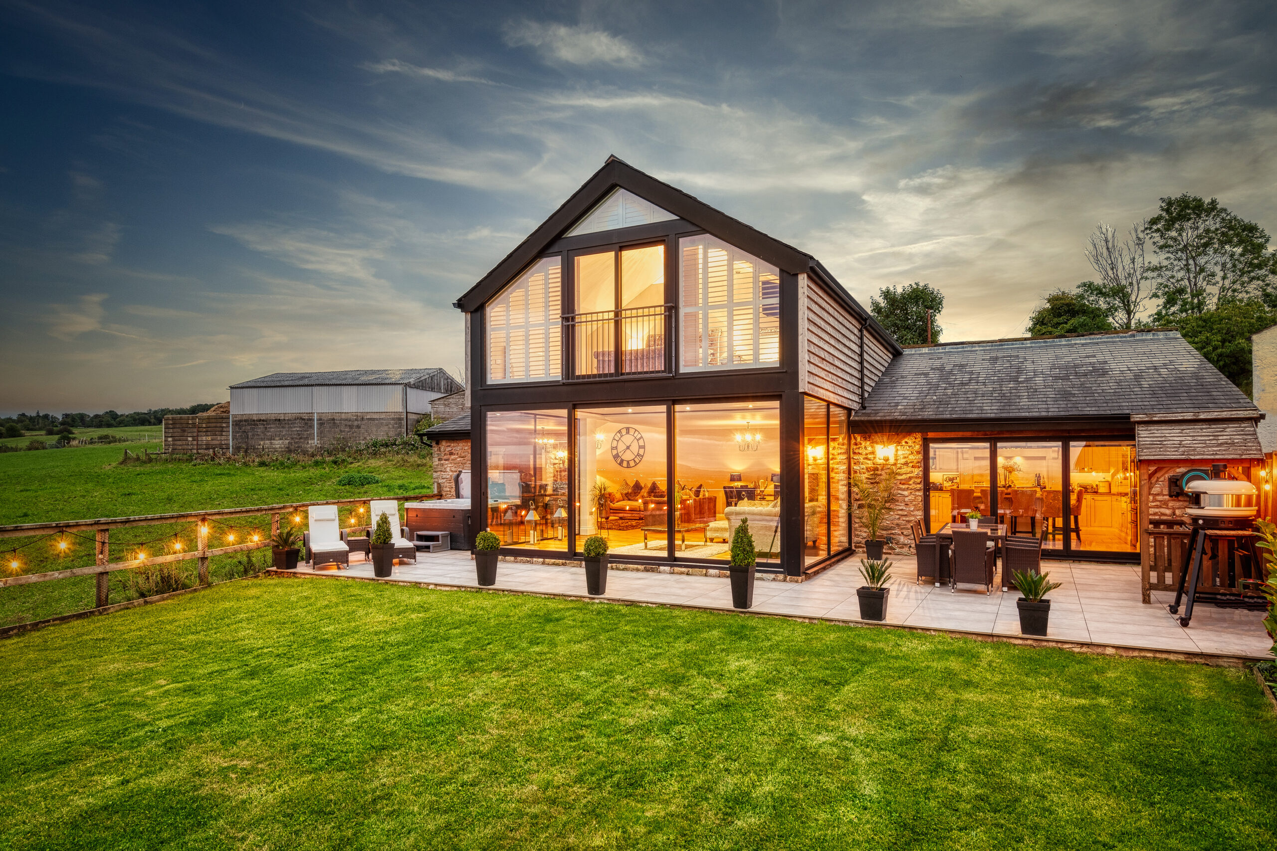Sold STC | Birches Barn, Werneth Low, Gee Cross | Jardine Estates ...
